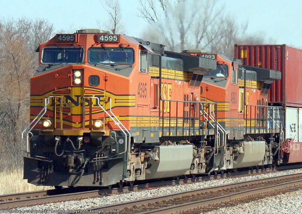 BNSF 4595